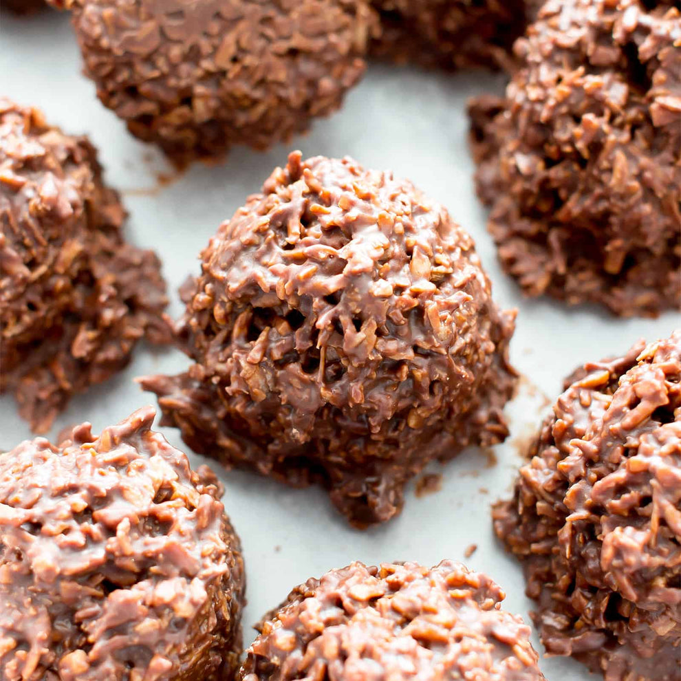 Milk Chocolate Coconut Clusters – Sweet As Fudge